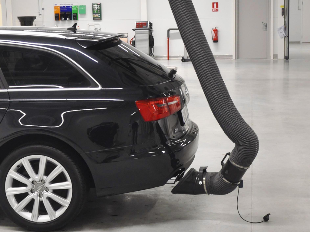 Taking the hard work out of exhaust extraction! – Bullworthy Garage ...